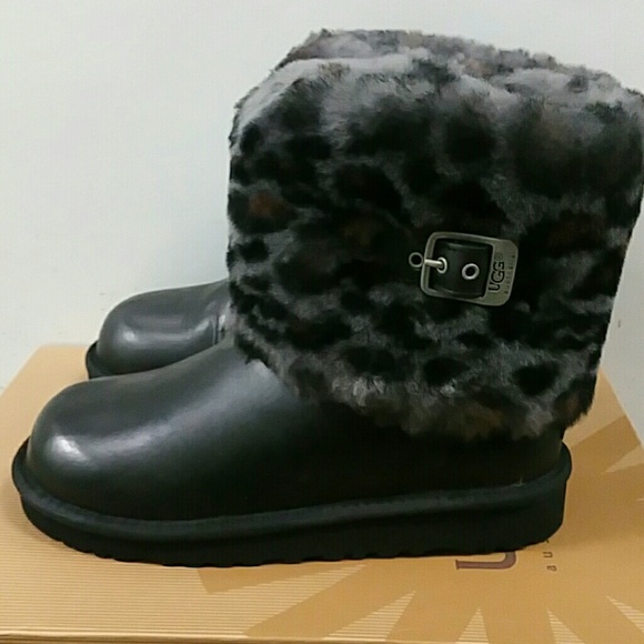 UGG | Shoes | Sale New Ugg Ellee Animal Fur Cuff Leather Boots Girls ...